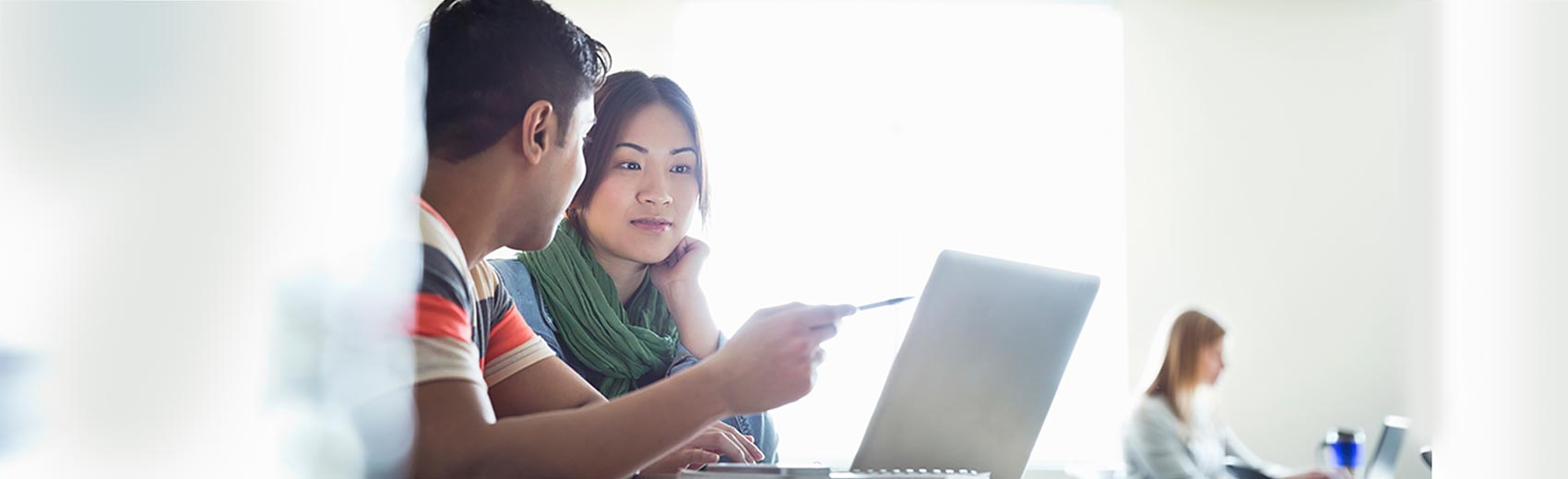 3.5_MastGlobal_Header 1700 - LBrands